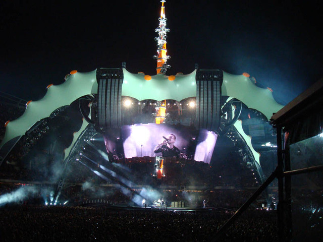 U2 Popmart Stage